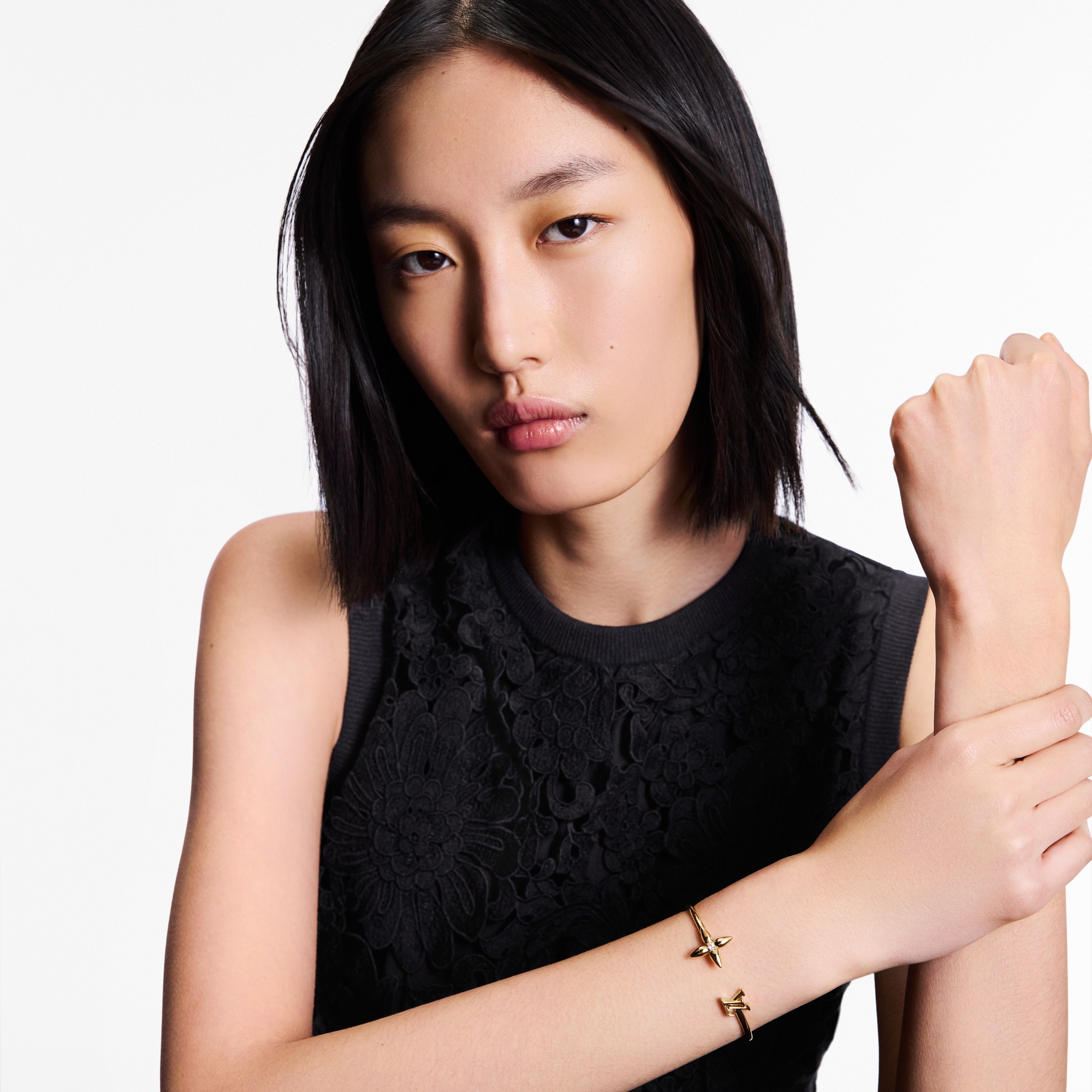 Louisette Signature Bracelet S00 - Women - Fashion Jewelry | LOUIS VUITTON